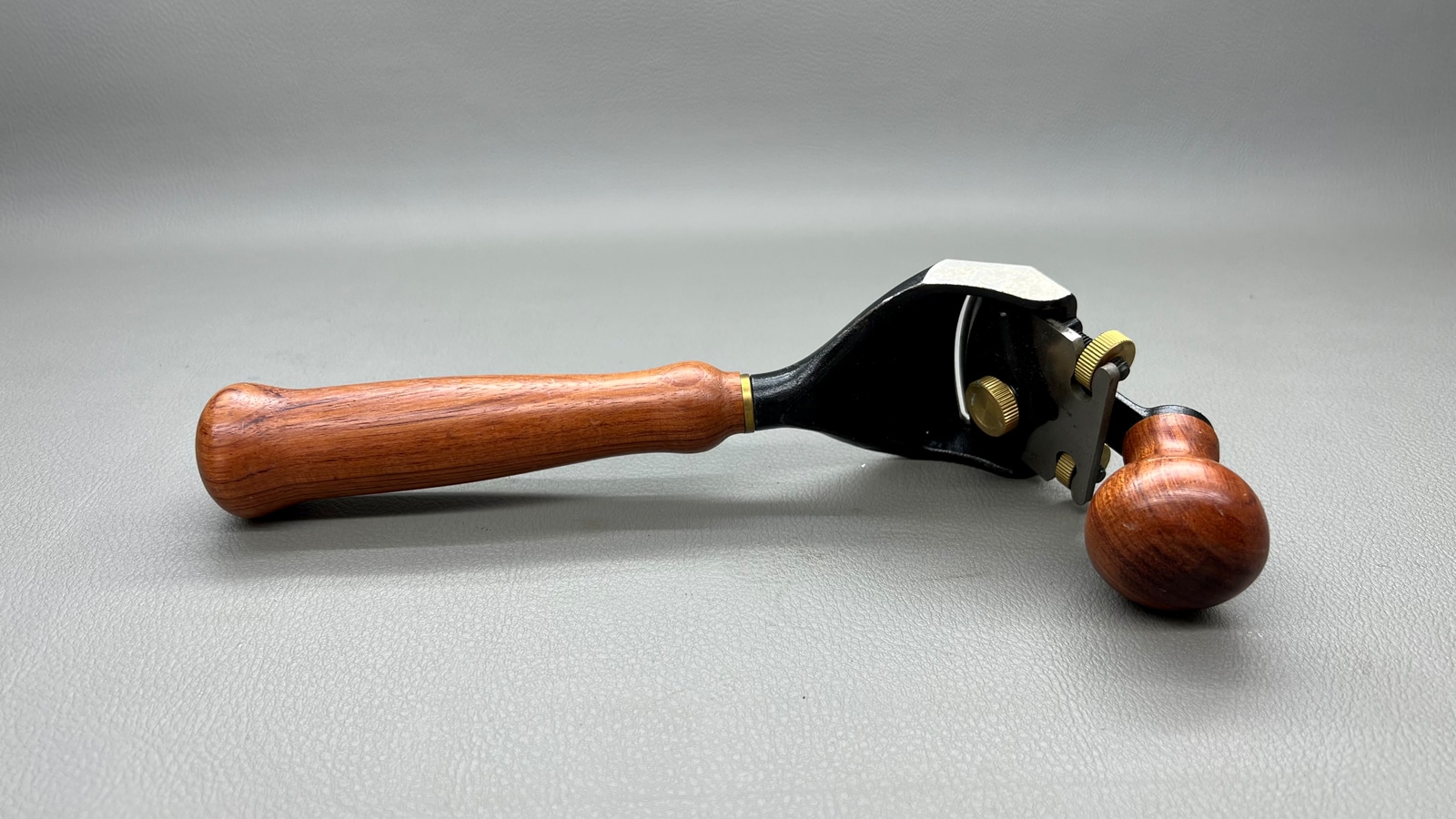 Box Scraper With Curved Sole And 2" Wide Blade - The Tool Exchange AU